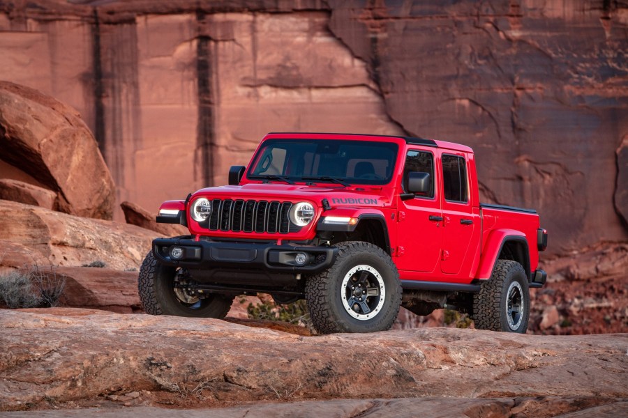 More than 1 million Jeep vehicles recalled over fire risk