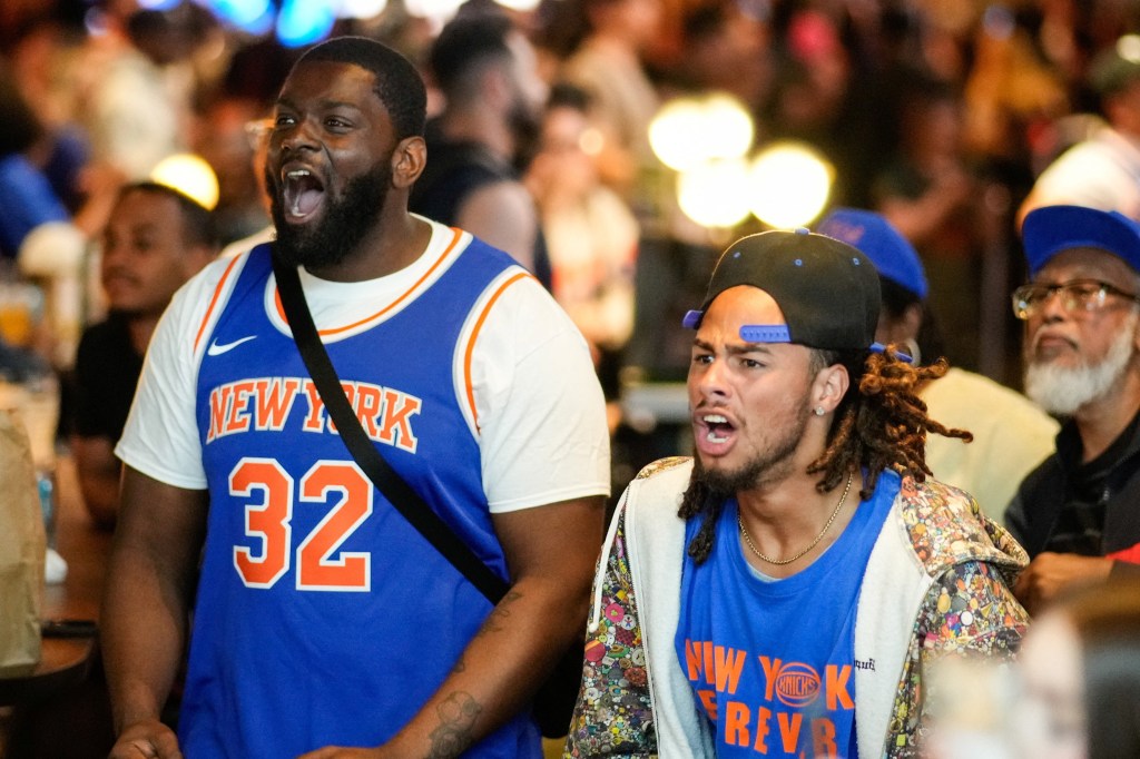 Knicks mania gives New Yorkers anxiety as psychologist shares diagnosis ...