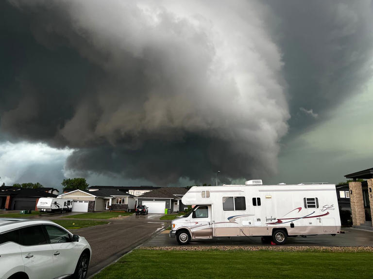 Storms bring tornado warnings, hail, heavy rains to Winnipeg and much ...