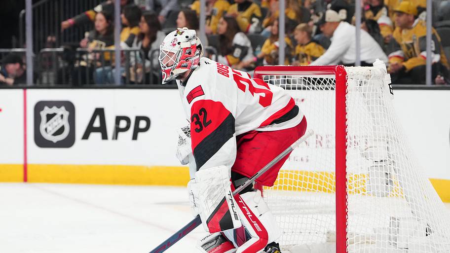 Rod Brind'Amour makes stunning Game 4 decision with former Bruins ...