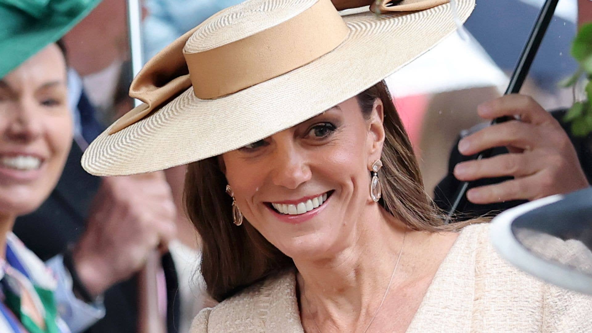 Princess Kate accidentally reveals wedding drink - and it has a bit of ...