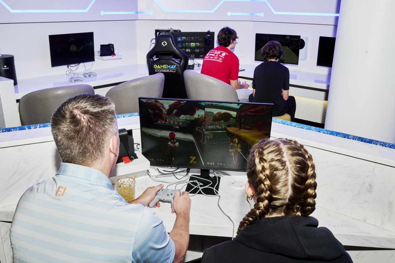 The Airport Lounges Where Videogames Are More Important Than Drinks