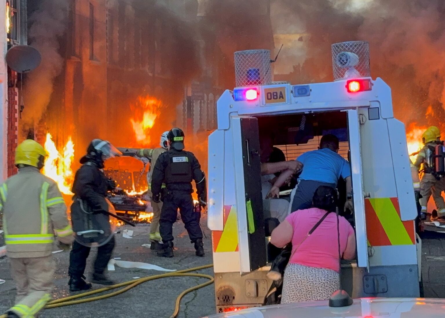 Northern Ireland protests: Residents evacuated from homes after ...