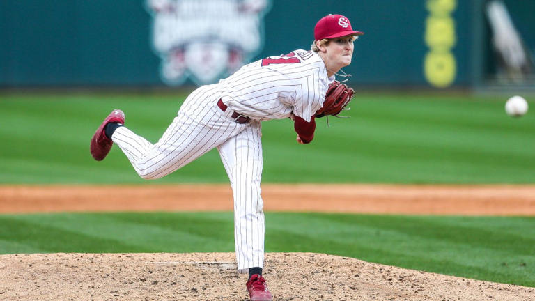 South Carolina RHP transfer Zach Russell commits to Mississippi State