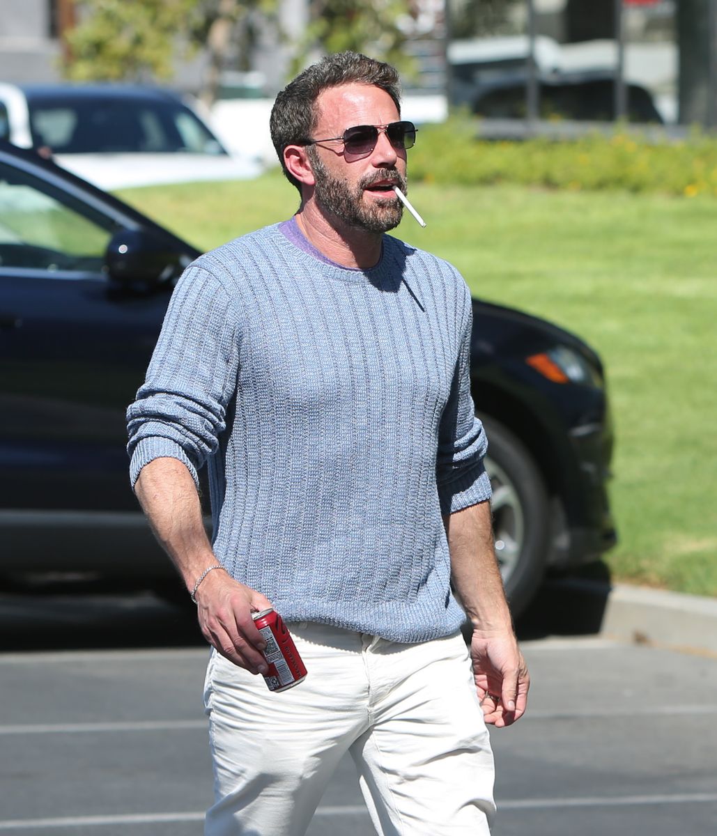 Jennifer Garner reportedly has thoughts about Ben Affleck dating again
