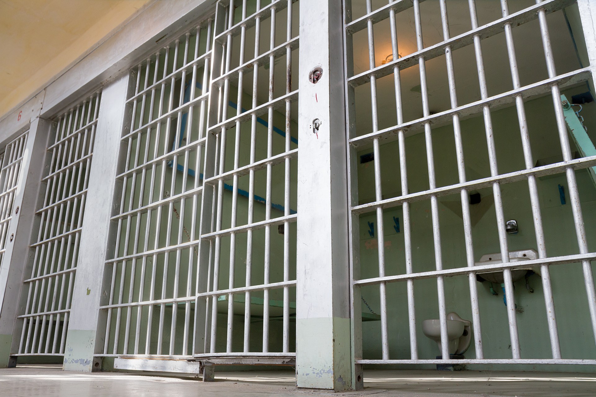 Inmate died in fire and another almost lost leg to spider in UK’s ...