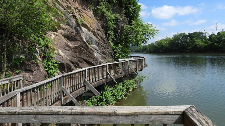 Hidden in the shadow of the Great Smoky Mountains is a quaint Tennessee ...