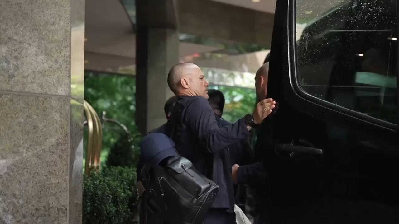 Cannavaro's Uzbekistan check into hotel in Atlanta