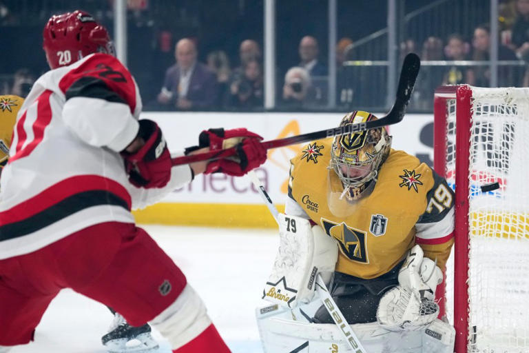 Vegas Golden Knights fall to Carolina Hurricanes in Game 4; series tied 2-2