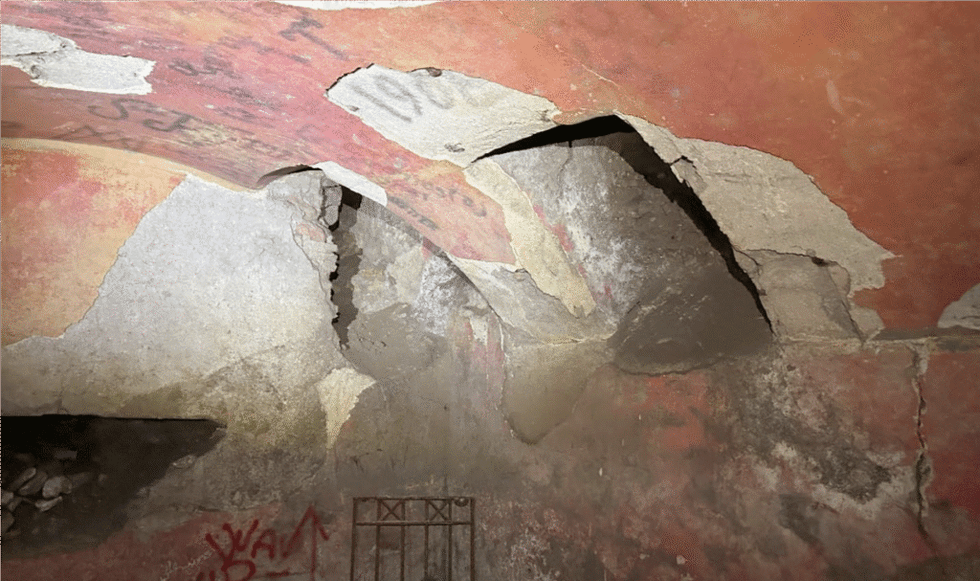 Italian students uncover huge Roman vault beneath school after rumours ...