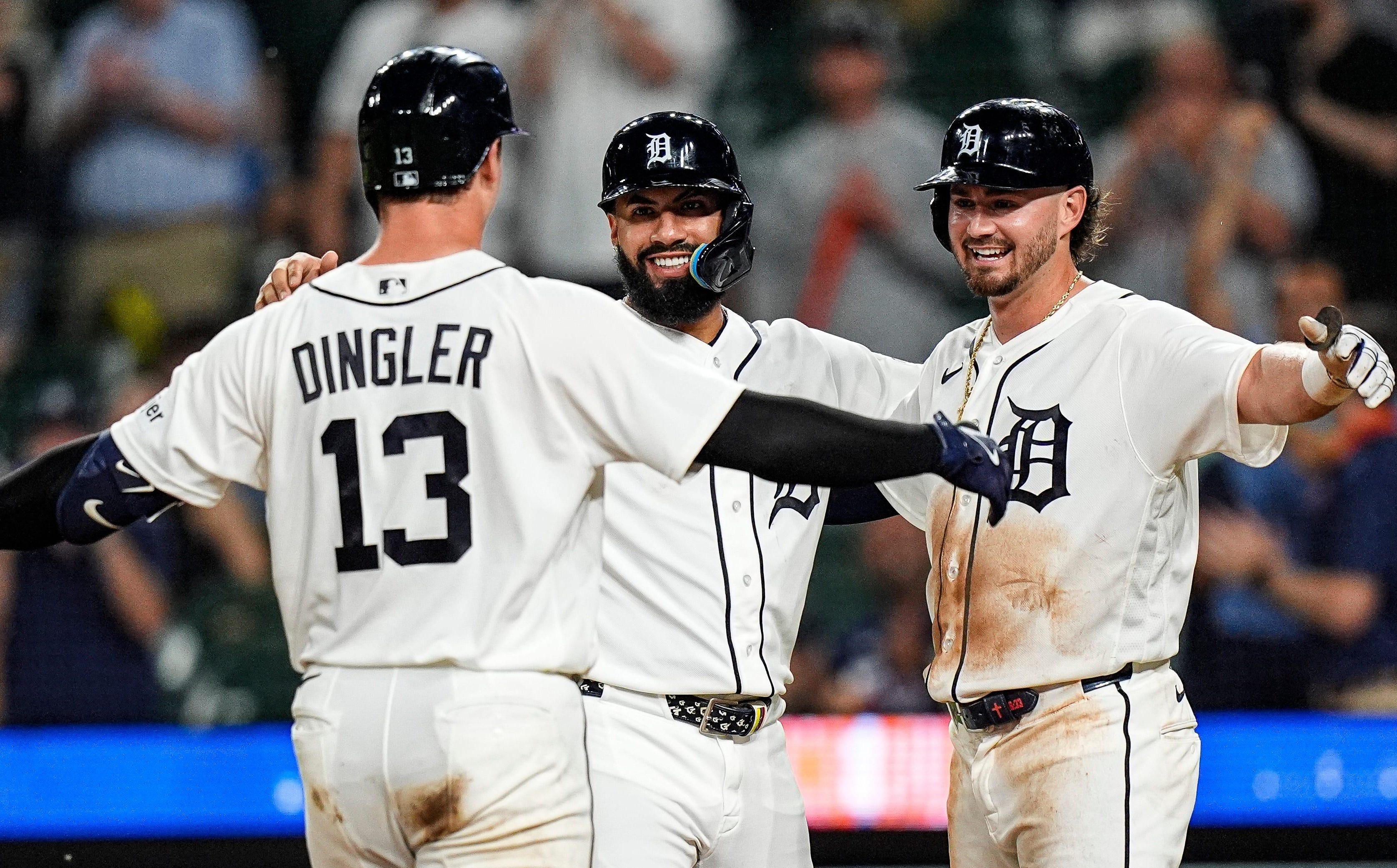 Dingler dingers drive Detroiters over the Twins