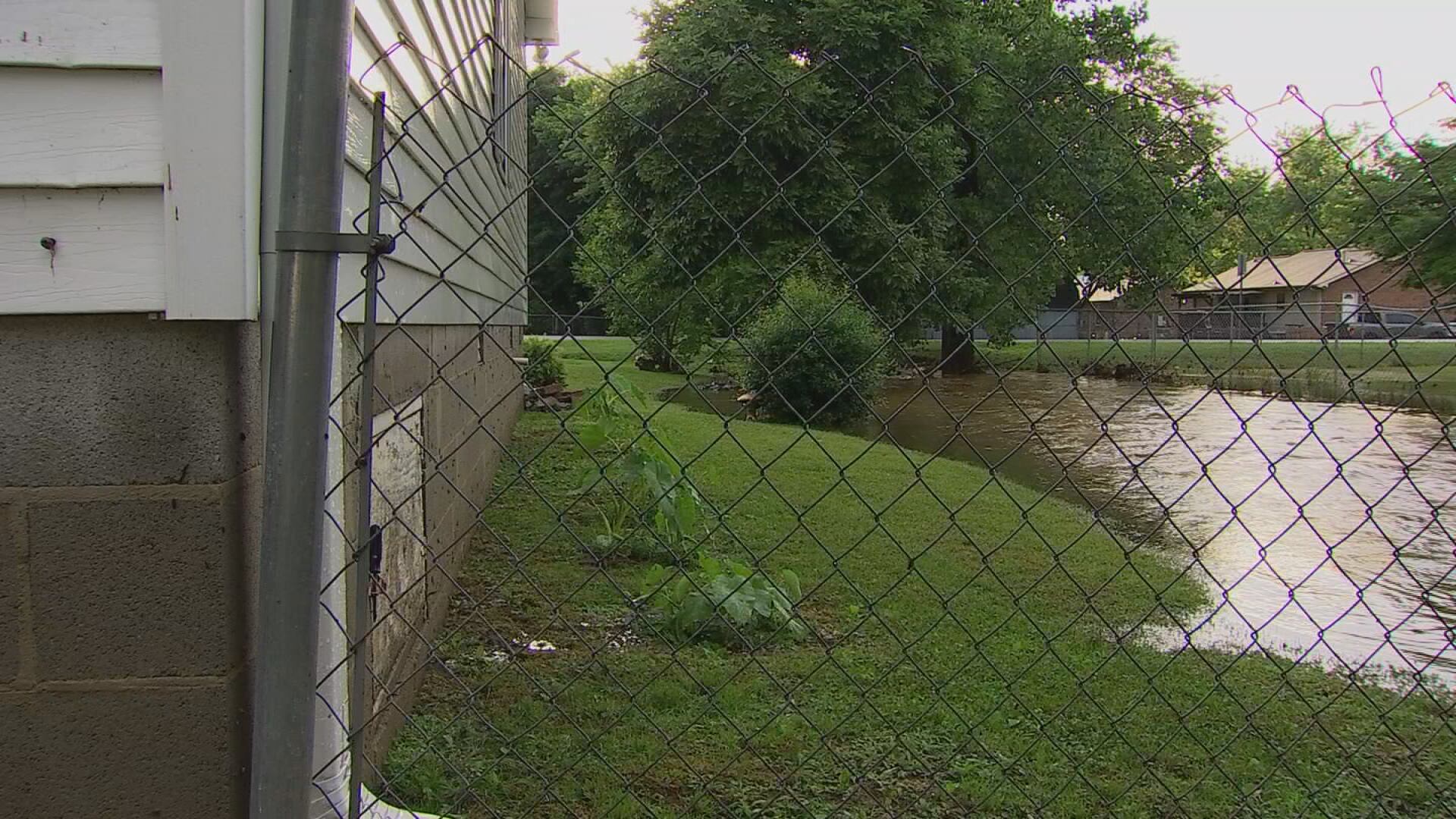 Flash flooding sweeps Middle Tennessee during Wednesday evening storms