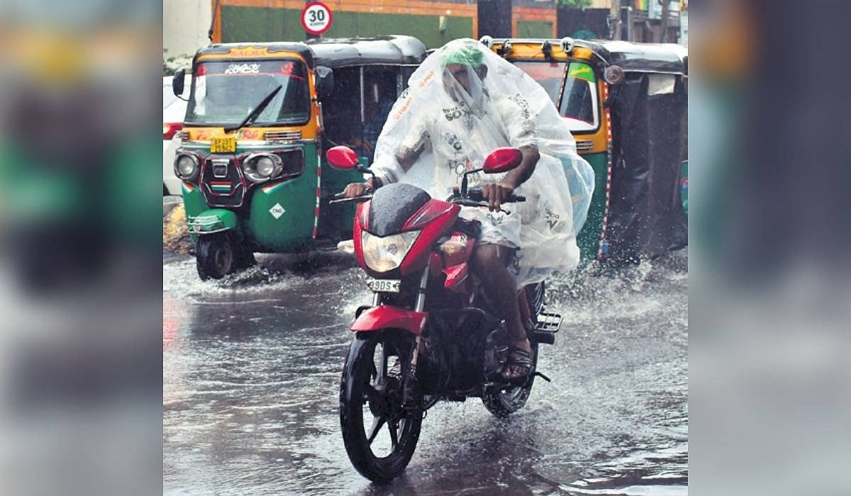 APSDMA forecasts moderate rainfall, thunderstorms in parts of state today