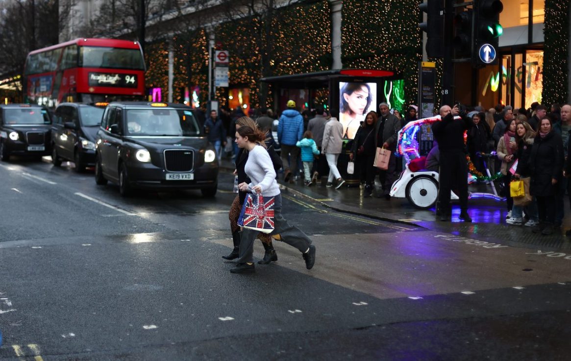 Oxford St. vs the Square Mile: A tale of two cities