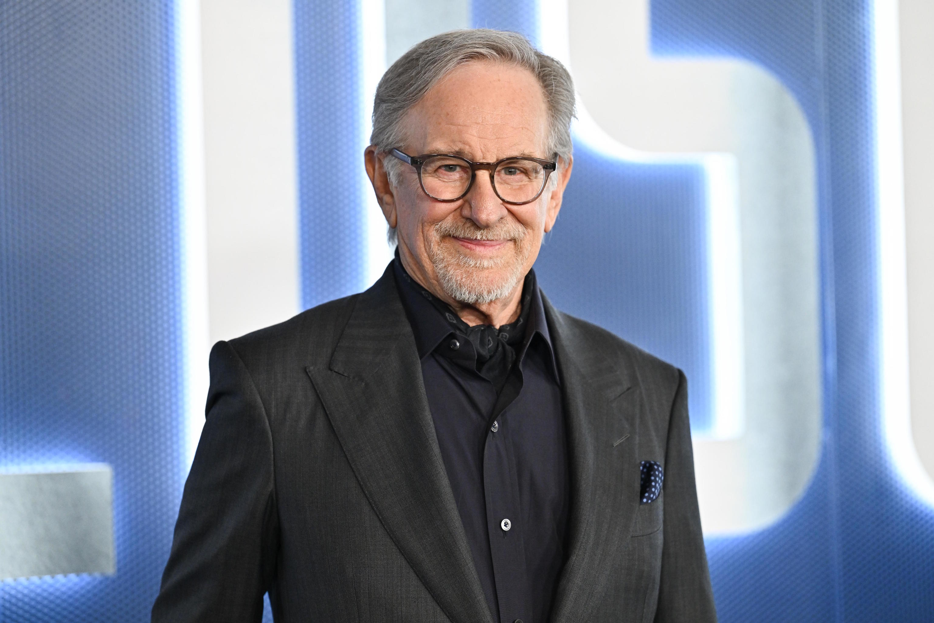 Steven Spielberg: "If I ever find an extraterrestrial, I wouldn't say ...