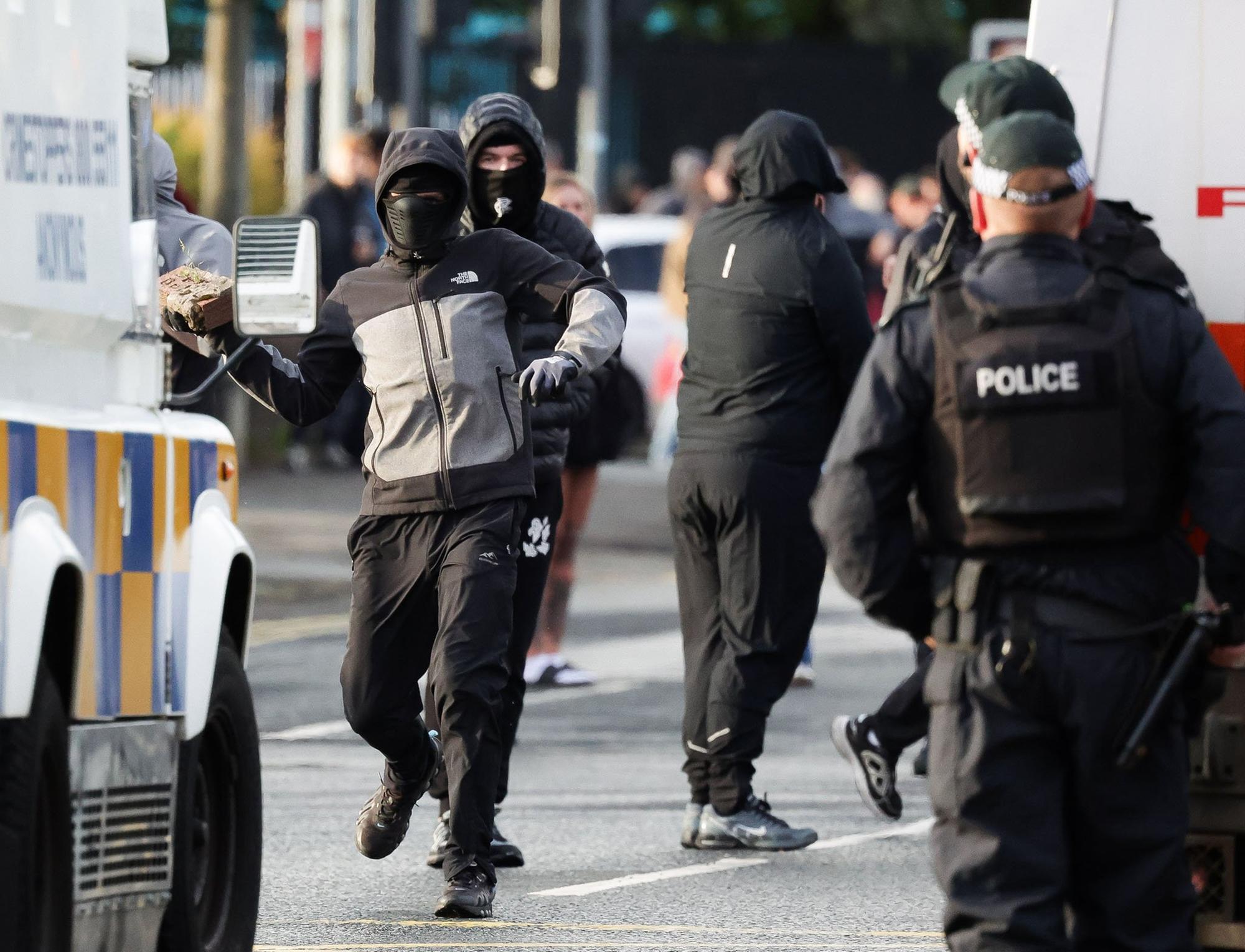 DUP MP says government must crack down on illegal immigration into ...
