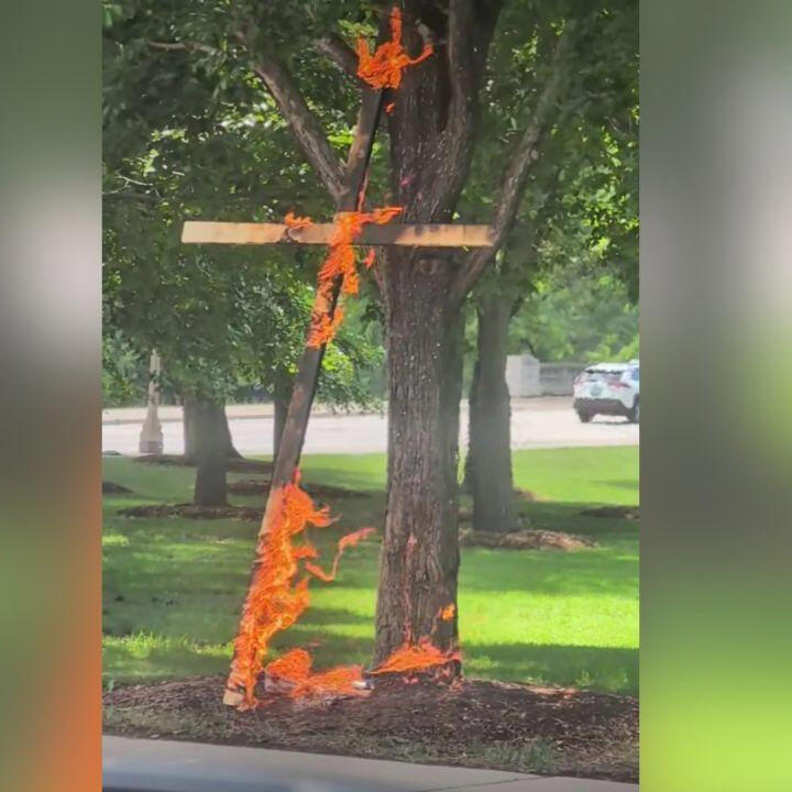 Passersby left shocked after burning cross spotted in Grant Park