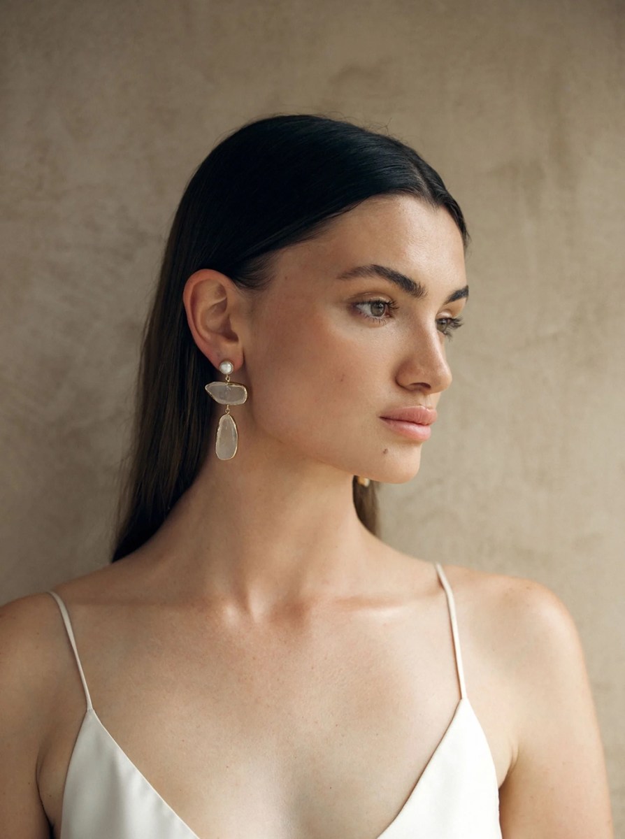 40 bold 'unweddingy' statement earrings for brides