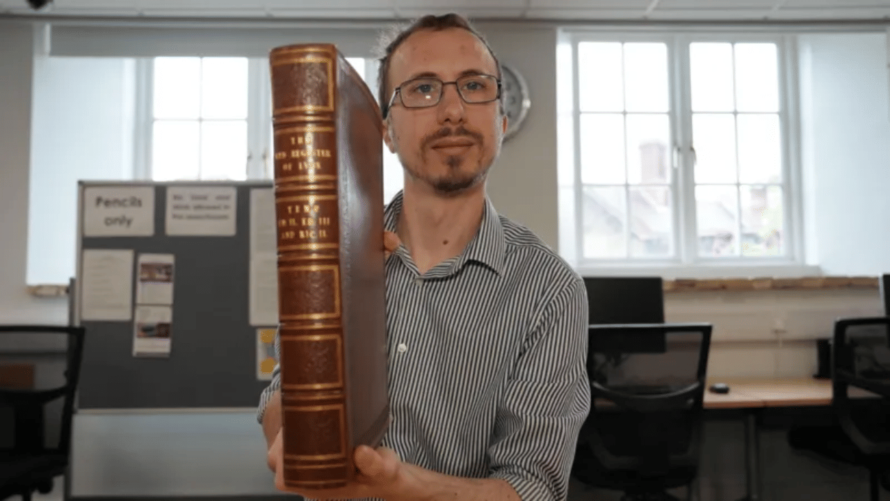 UNESCO honours 700-year-old Red Register from Englands’ King’s Lynn ...