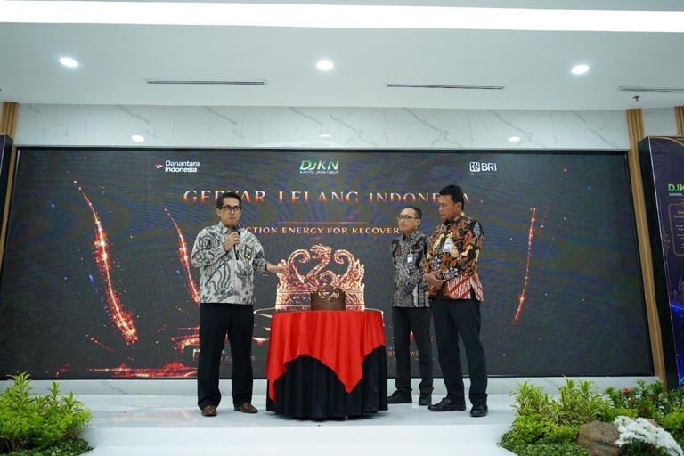 DJKN Jatim dan BRI gelar gebyar lelang Indonesia, pamerkan 19 artefak ...
