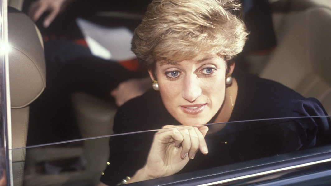 Princess Diana’s candid 1991 letter to Terence Stamp heads to auction
