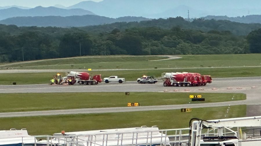Sinkhole shuts down Tri-Cities Airport’s main runway; flights affected
