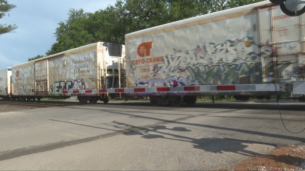 Osceola residents provide input on railroad crossing safety study