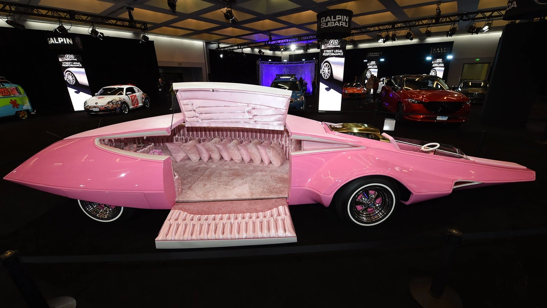 19 unusual car features from luxury to quirky