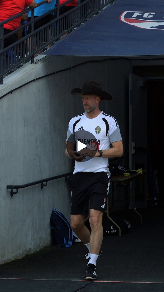 Sweden's new sheriff! Head coach Graham Potter shows off cowboy look ...