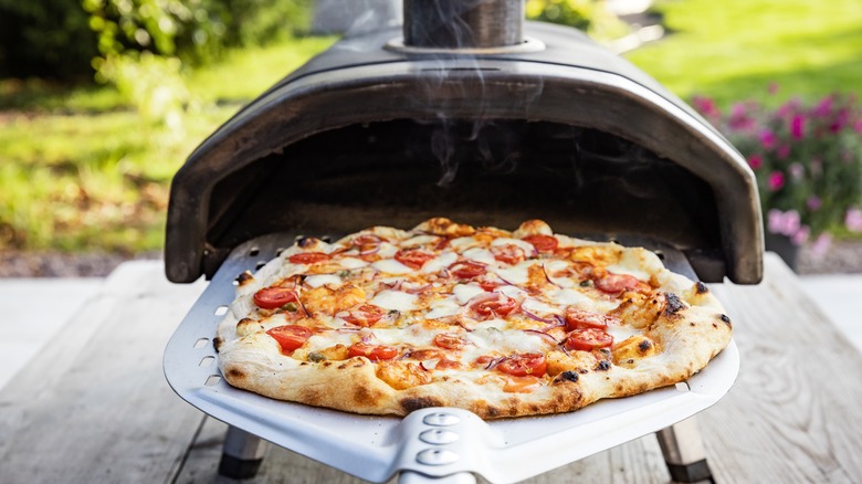 14 most important tools you need for making homemade pizza
