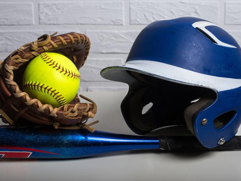 Cheshire advances to CIAC Class LL championship game with thrilling ...