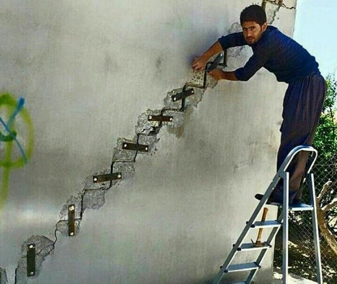 18 photos showing people who should probably stop trying