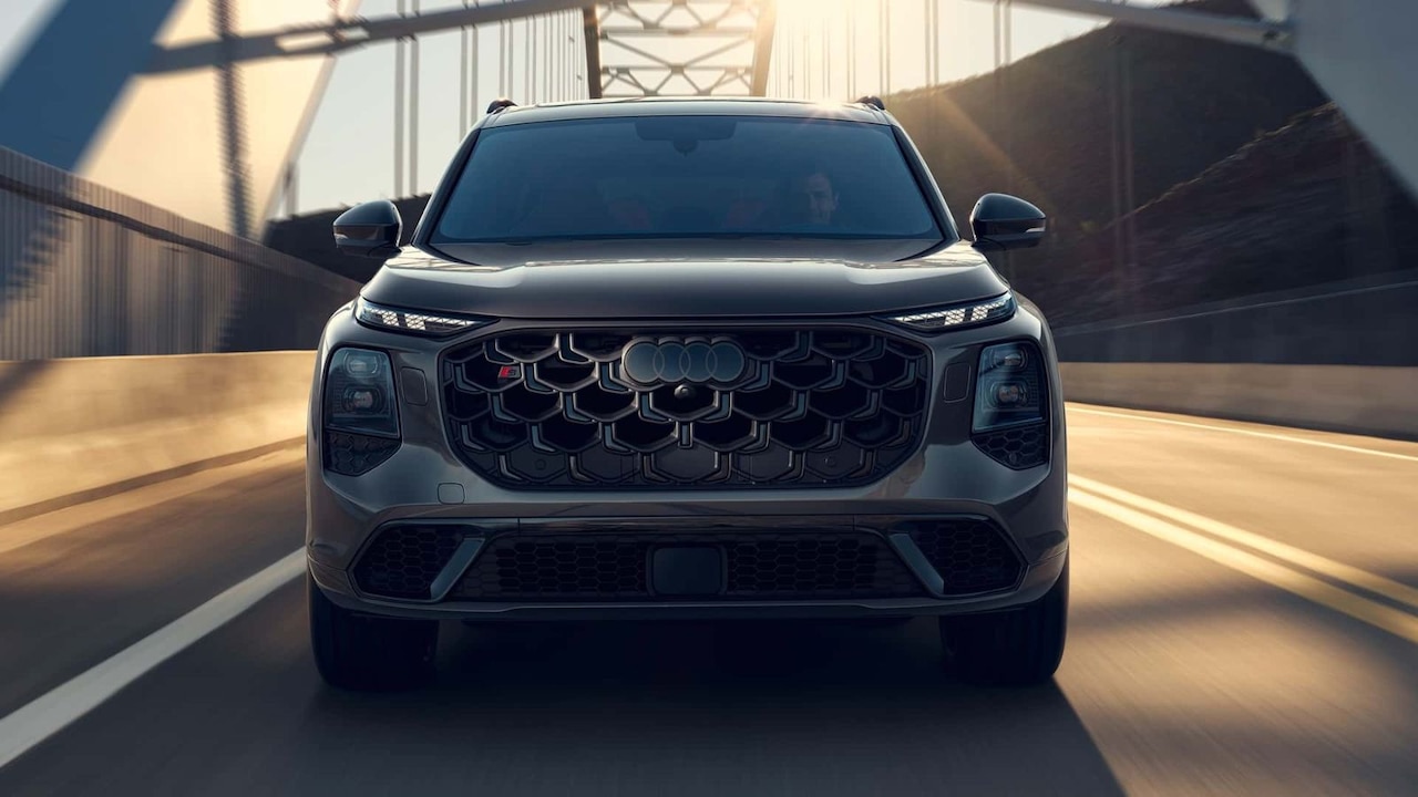 2026 Audi Q7 revealed: Profoundly flexes diesel powertrain in EV era