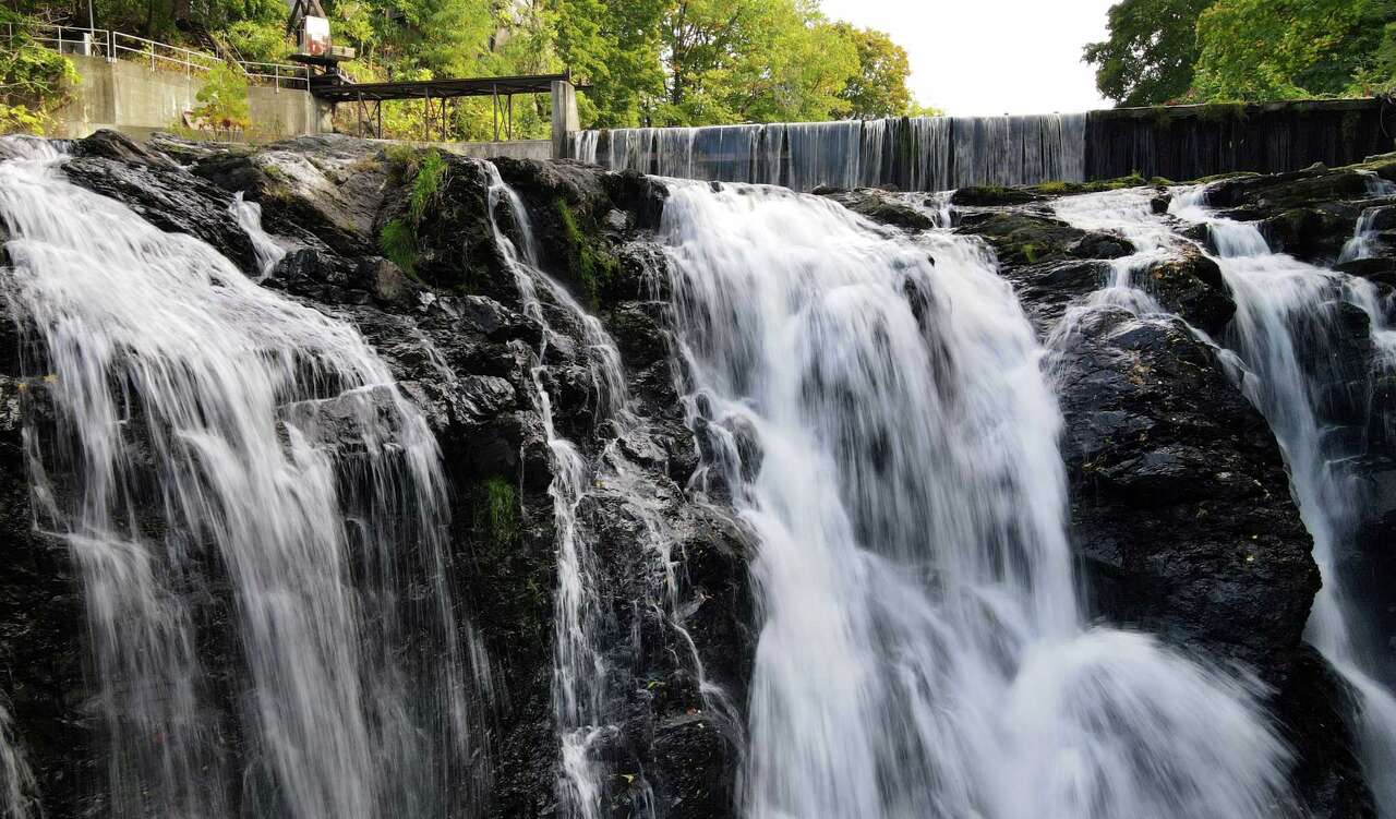 Firefighters rescue diver after fall at Poestenkill Gorge