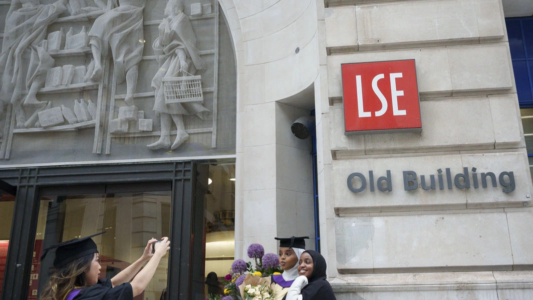 Economics overtakes arts in A-level popularity shift