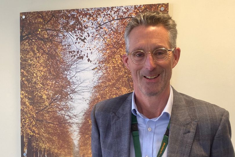 Council chief exec off for more than six months leaves by 'mutual ...