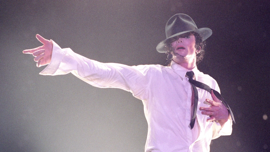 15 celebrities who defined iconic dance moves