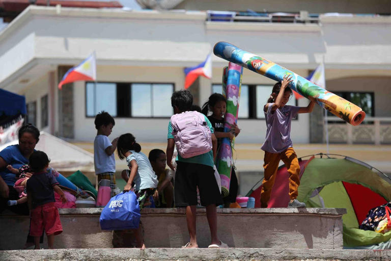 Las réplicas complican la recuperación en Filipinas tras un sismo que ...