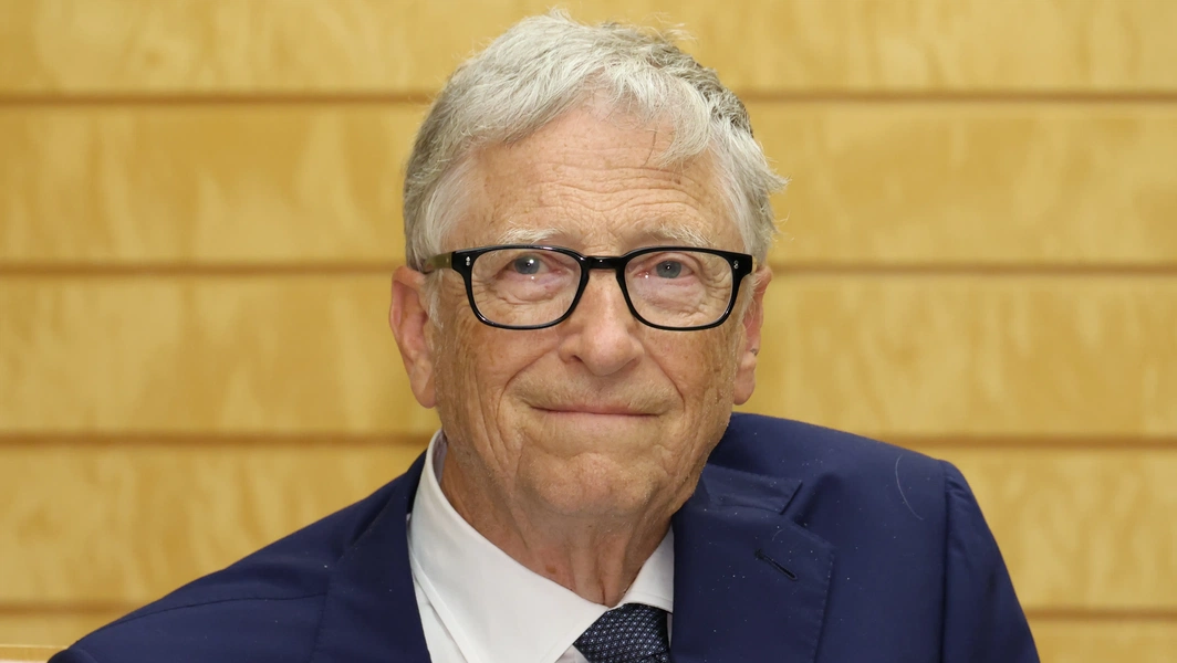 13 famous people who found success early