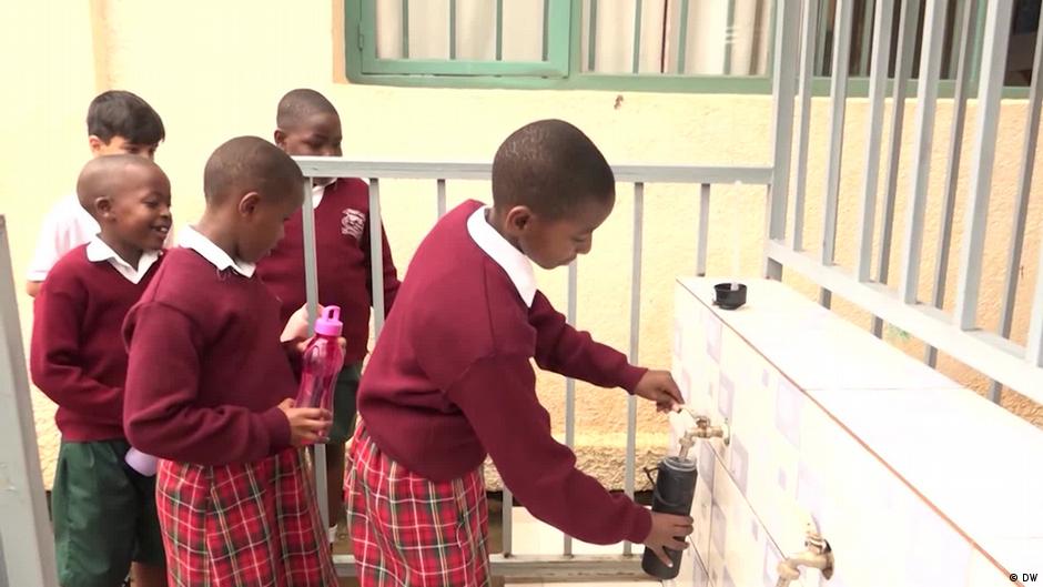 When a school in Kigali got a new water tank for the first time