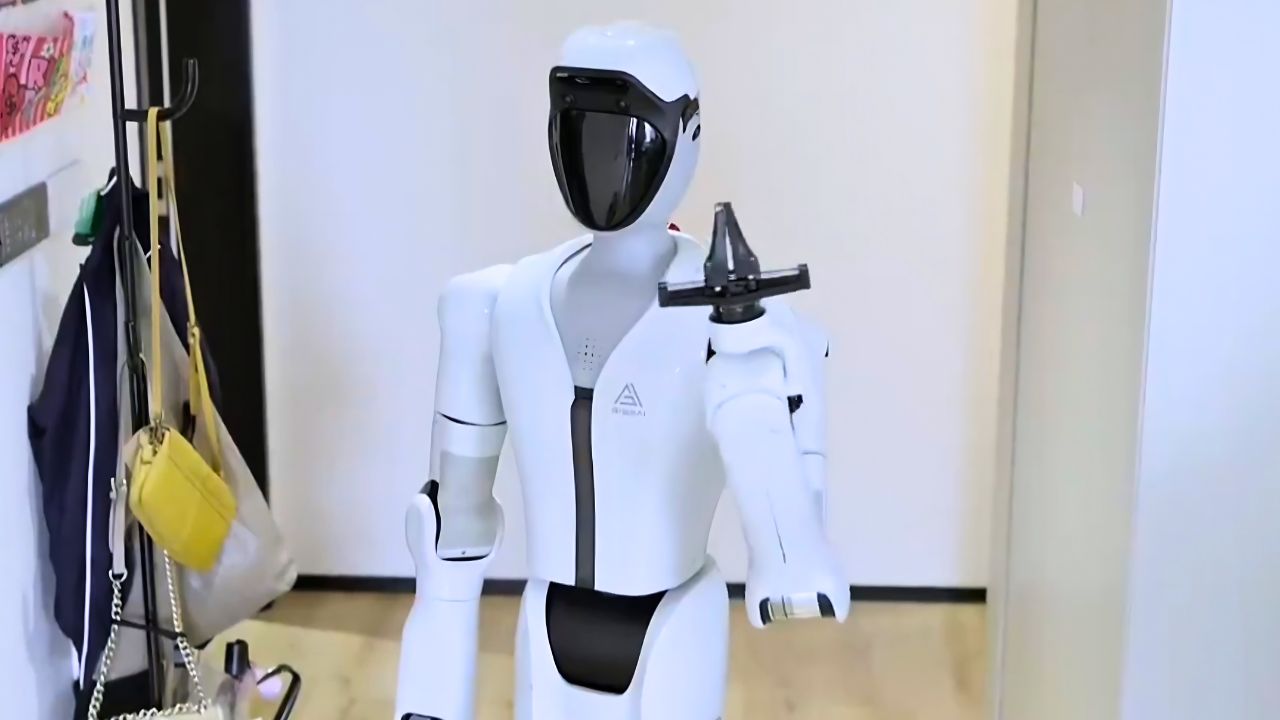 Trung Quốc: Robot giúp việc biết nấu ăn, giặt đồ sắp được thử nghiệm ...
