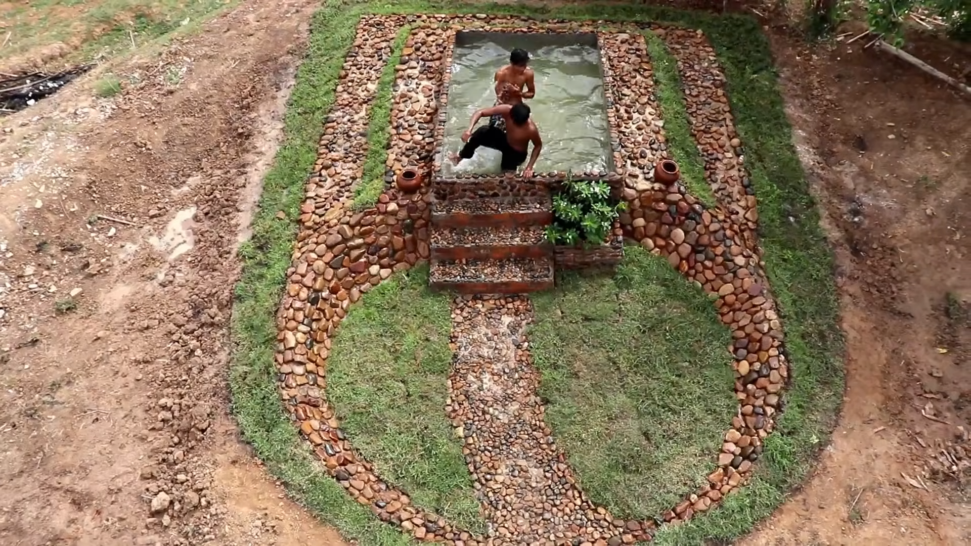 They built a secret underground mansion with a swimming pool on the ...