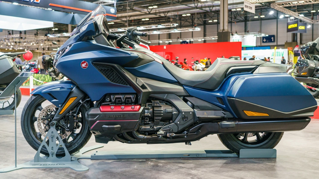 10 fastest automatic motorcycles in the world