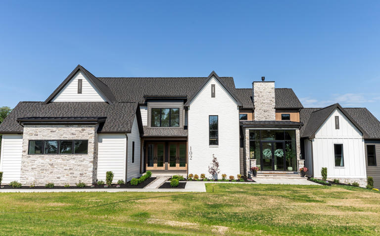 A 'luxury masterpiece' in exclusive Dauphin County neighborhood | Cool ...