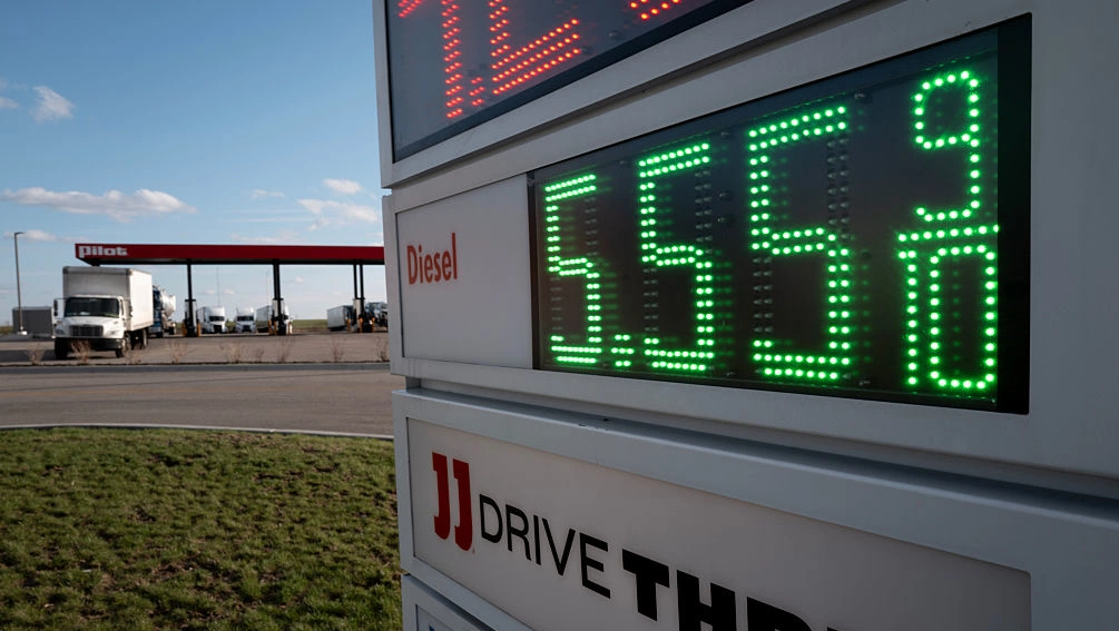 Diesel surge forces US farmers to cut fieldwork