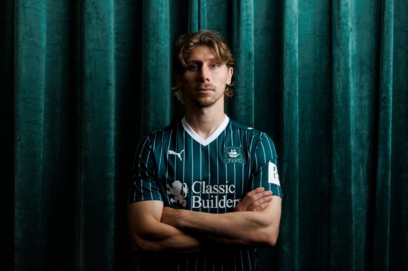 Alex Hartridge sets sights on Plymouth Argyle promotion challenge
