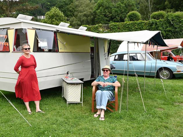 Retro-Camper treffen sich in Bad Karlshafen – selbst Fliegengitter sind ...