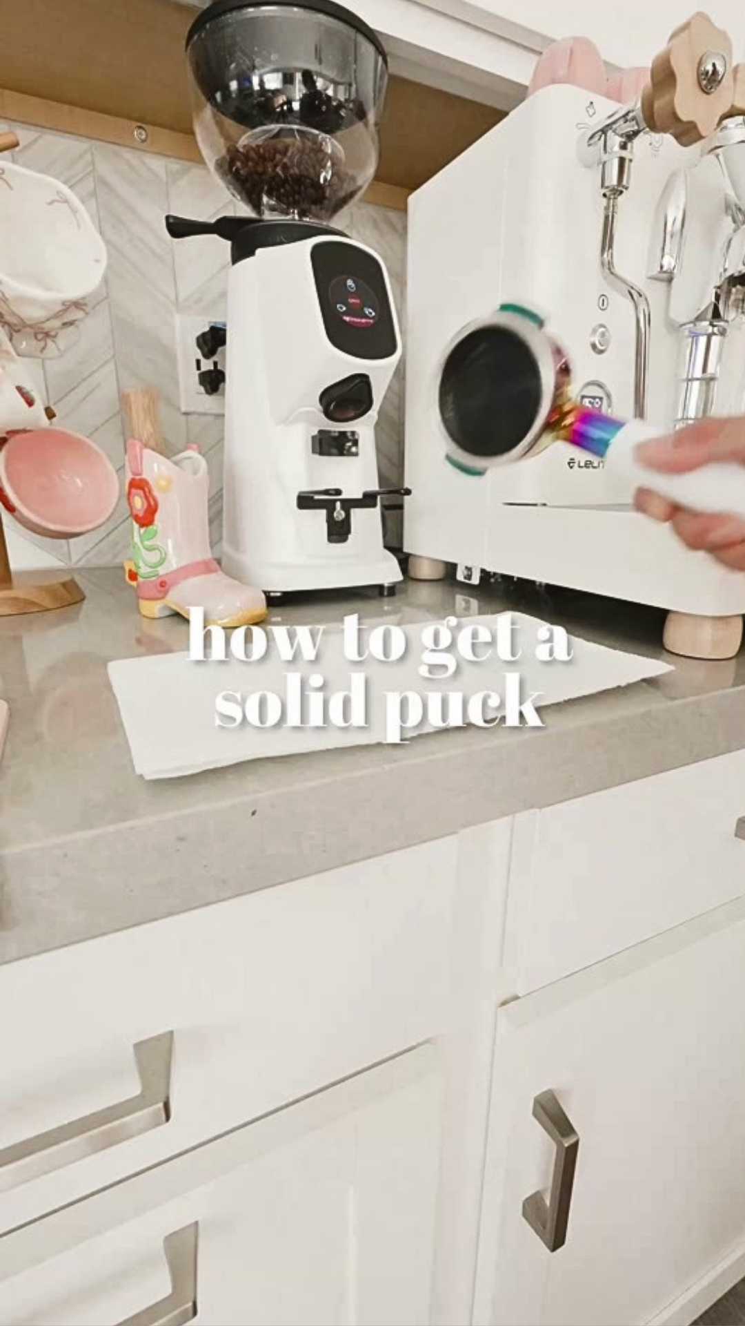 How to get a solid espresso puck?