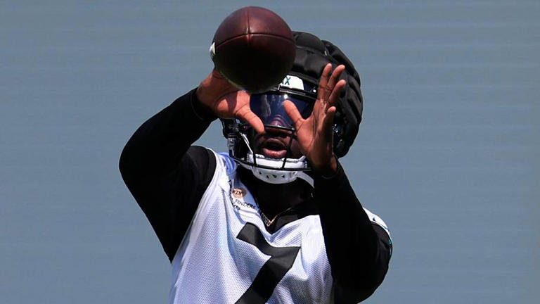 What Brian Thomas Jr.'s Minicamp Usage at Means for the Jaguars