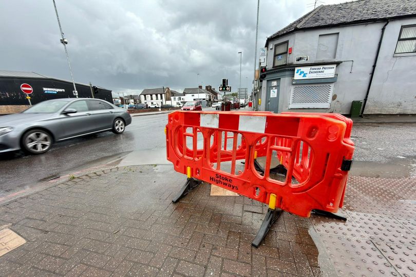 Car dumped after Waterloo Road lamppost wiped out